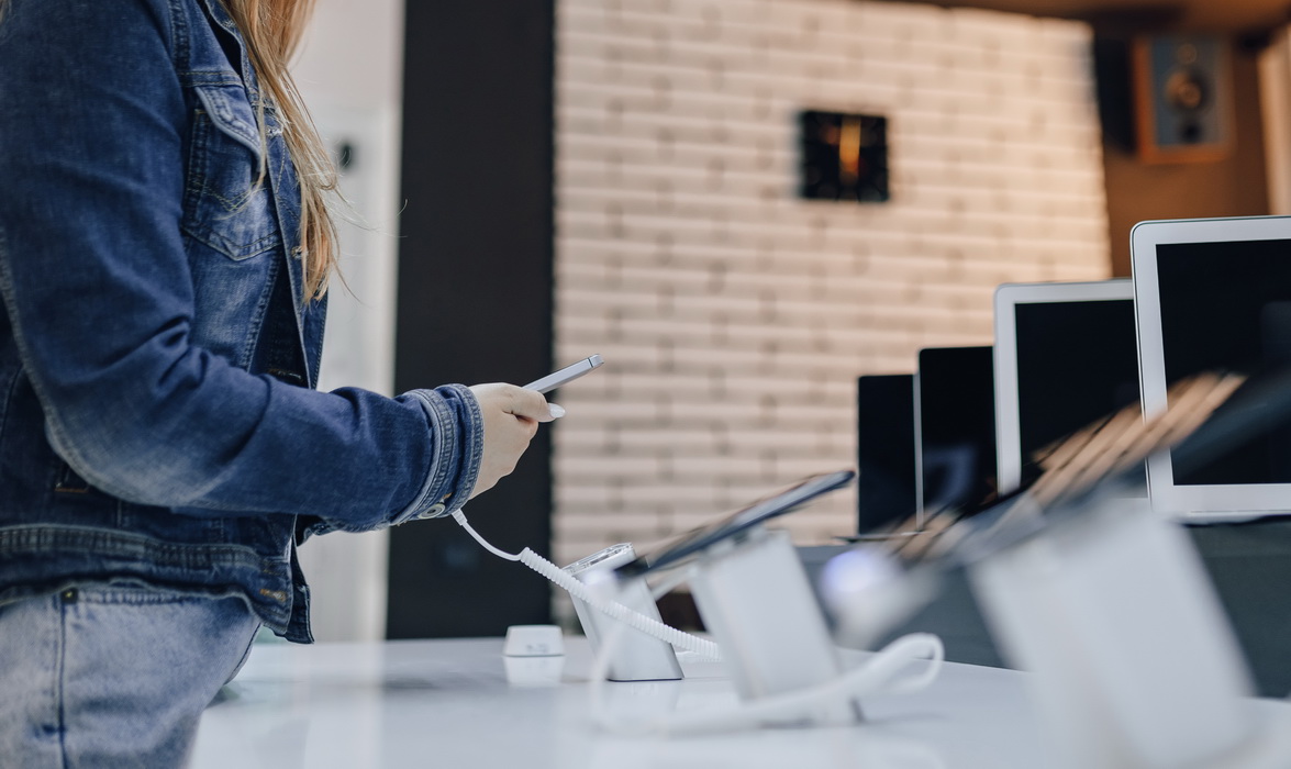 Consumer Electronics to Become a $1 Trillion Industry in 2025 | Jemlit ...